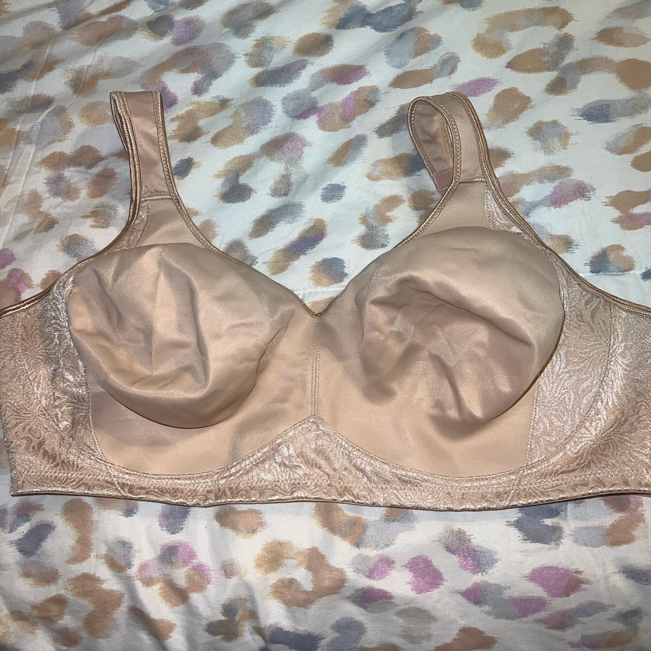 Beautiful In Great Condition Playtex Bra It Has Its Depop