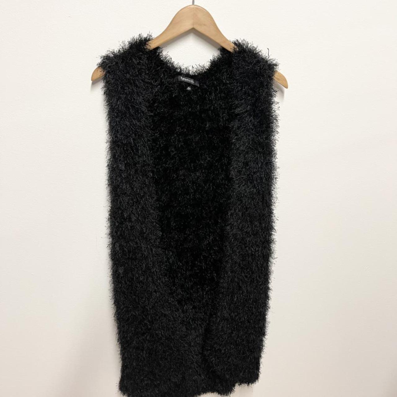 Fuzzy fuzzy vest - Depop