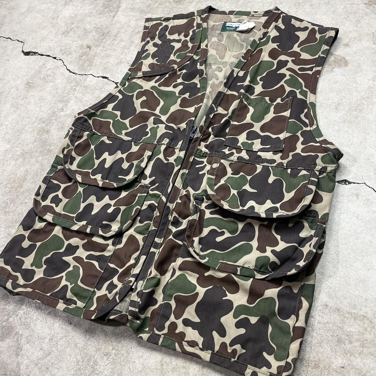Vintage Saf-T-Bak Duck Camo Hunting vest Made In... - Depop