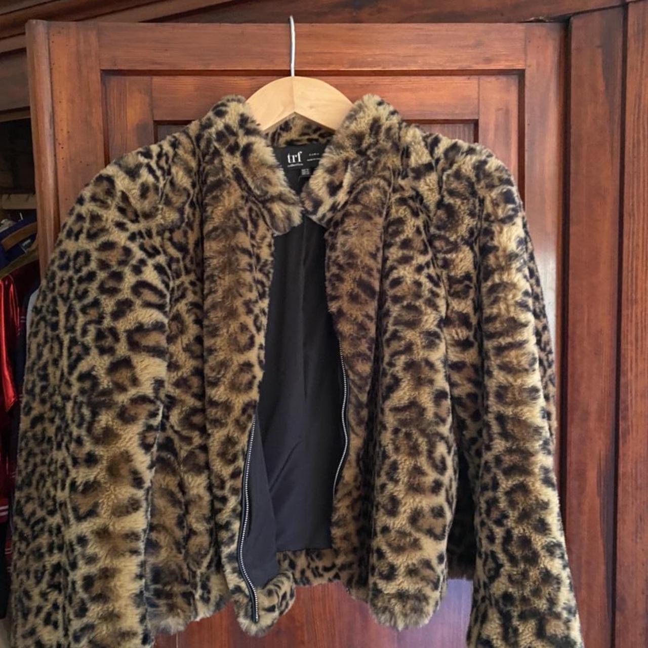 amazing zara leopard print fluffy zara coat/jacket.... - Depop