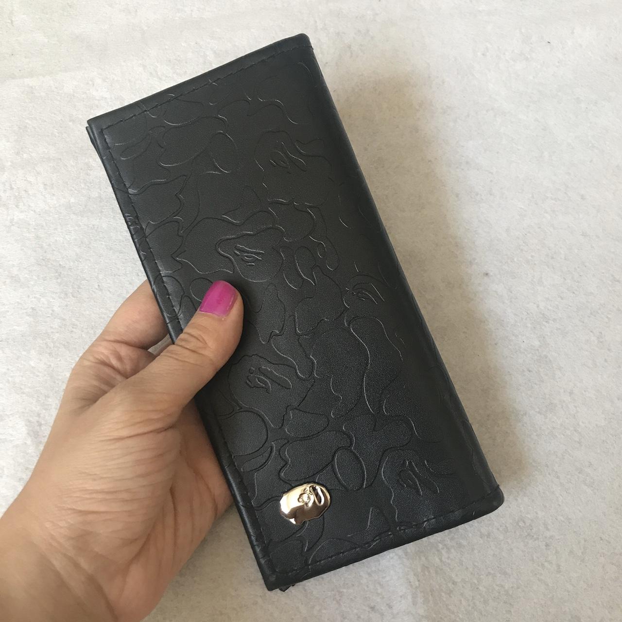 A bathing ape black leather yen wallet Brand new... - Depop
