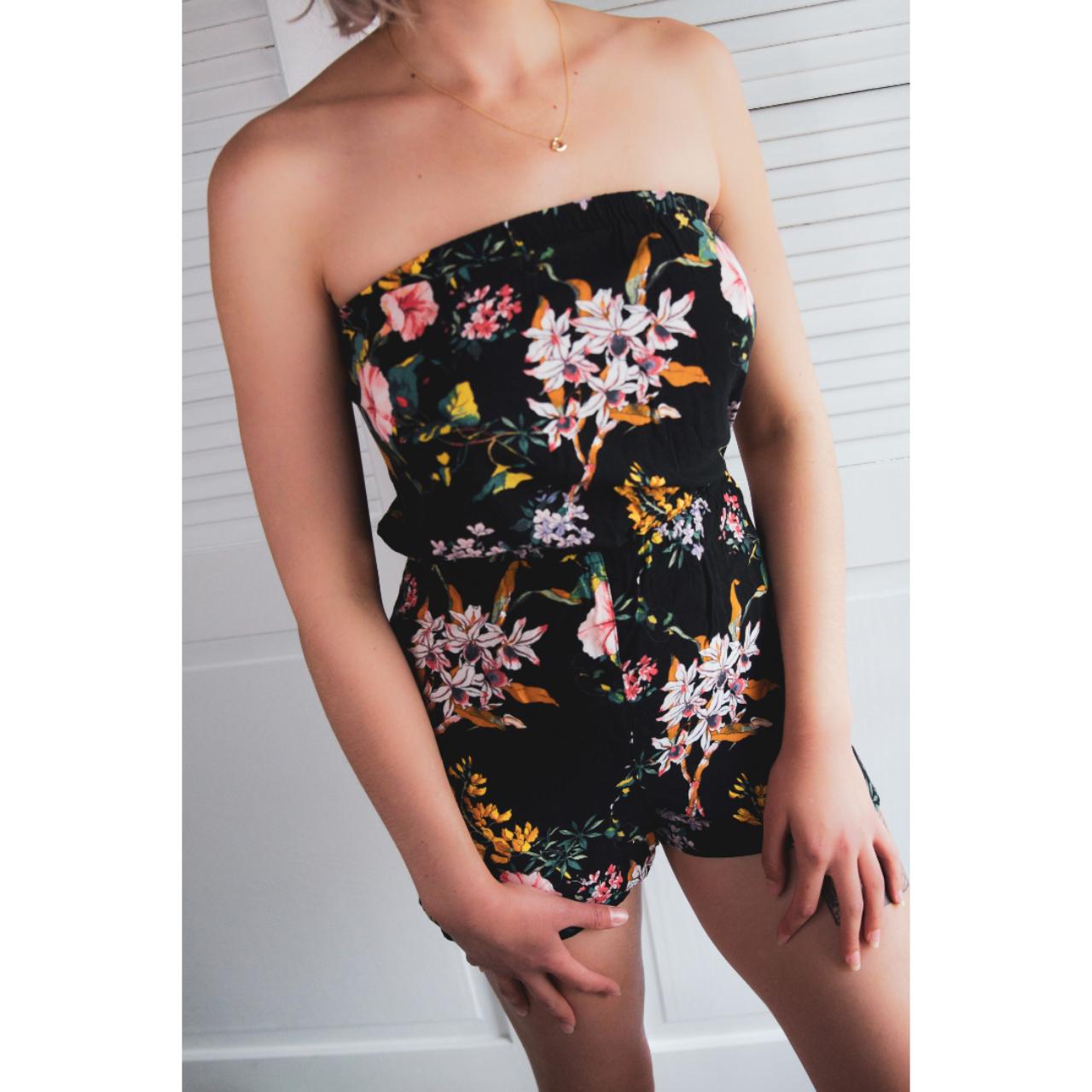 Beautiful romper with a flattering cut and waist... - Depop