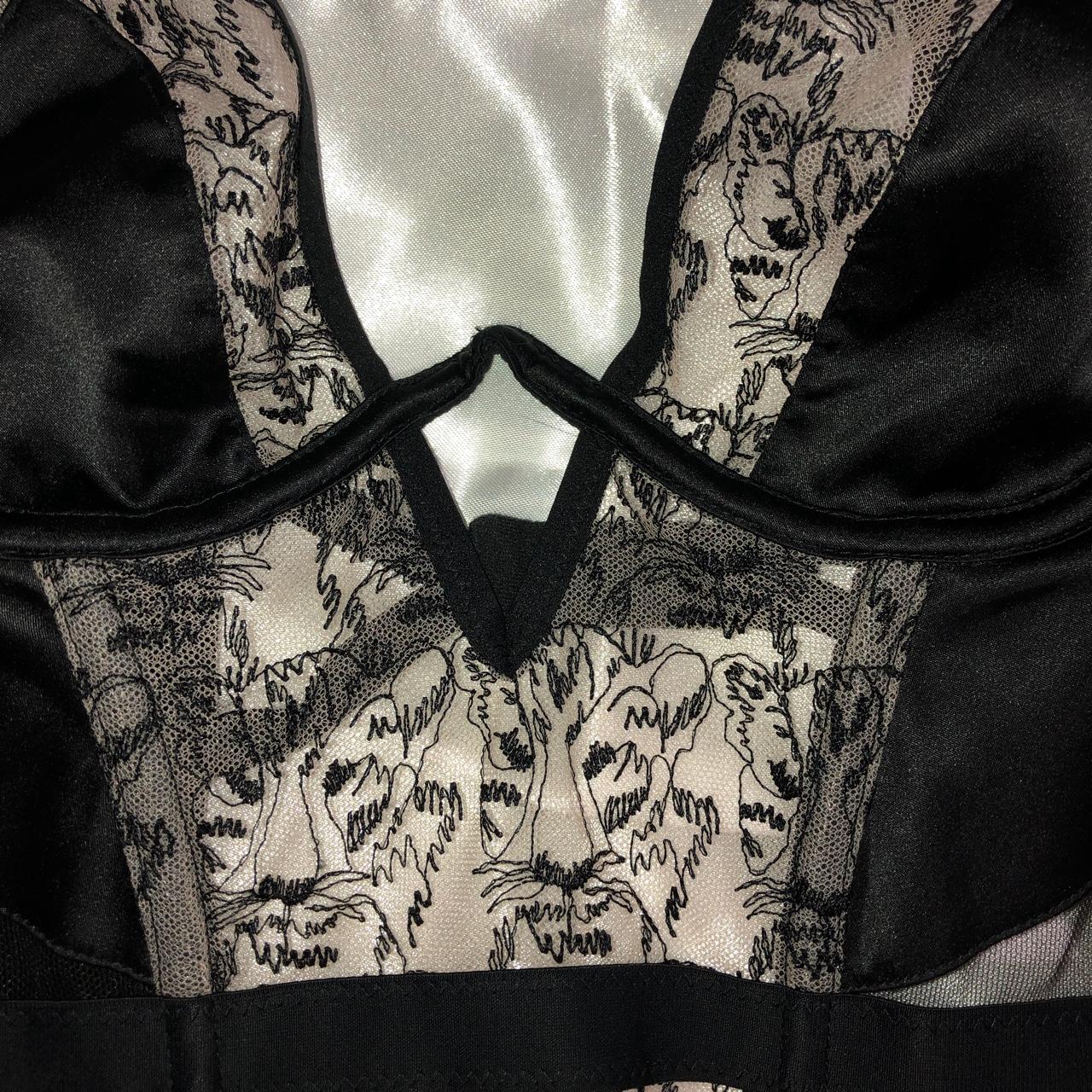 Victoria’s Secret tiger corset size 34A Retails $78... | Depop