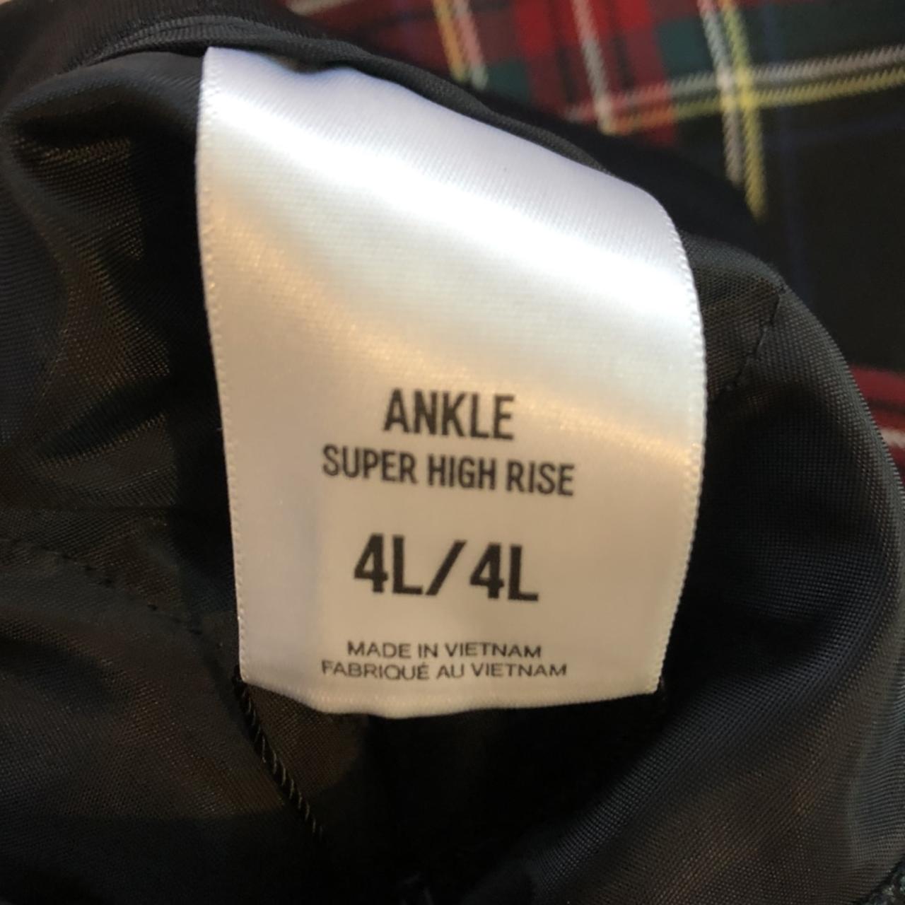 Express Super High Rise Ankle Pant in plaid #plaid... - Depop