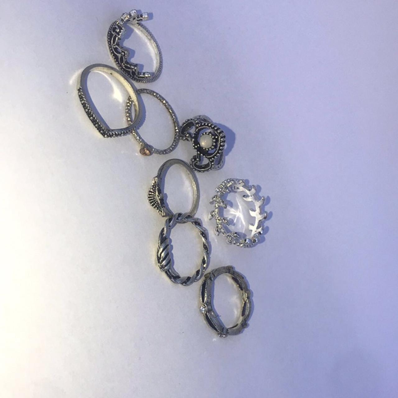 🧚🏻‍♀️ £1.00 🧚🏻‍♀️ Random rings FREE SHIPPING message me... - Depop
