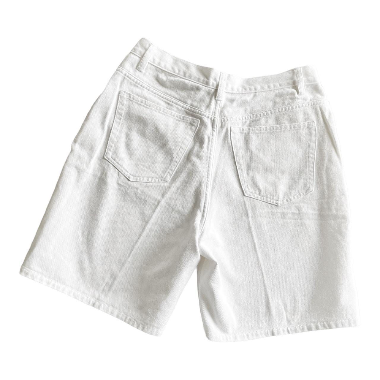 Vintage white high rise mom shorts Labeled a size... - Depop