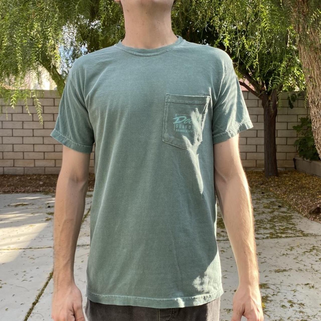 COMFORT COLORS DOC’S SEAFOOD POCKET T-SHIRT faded... - Depop