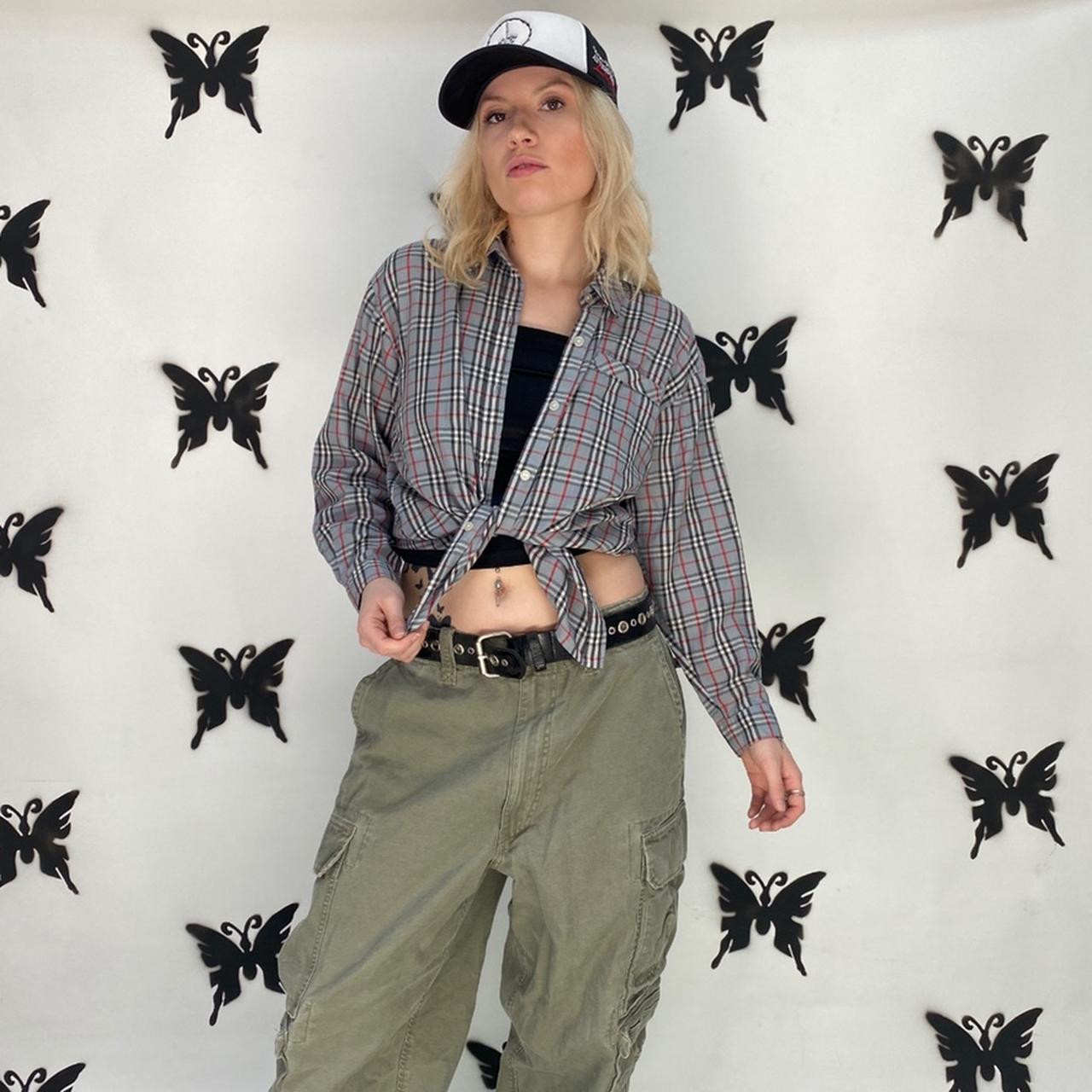 The Leon Top 🗑 Tru vintage. Burberry nova check... - Depop