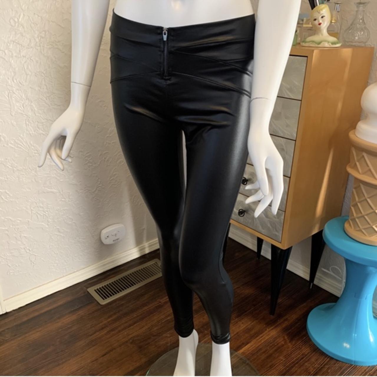 Bebe Women's Leggings | Depop