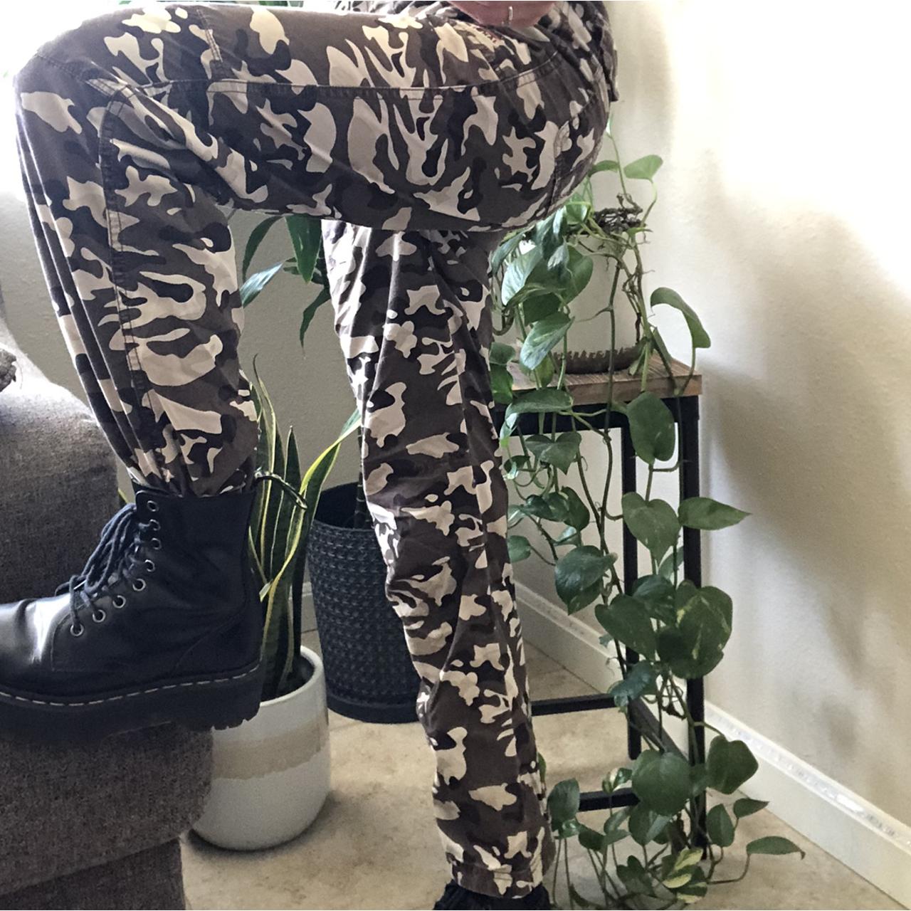 Clout camo pants🤠 Stretchy waistband! My guess is... - Depop