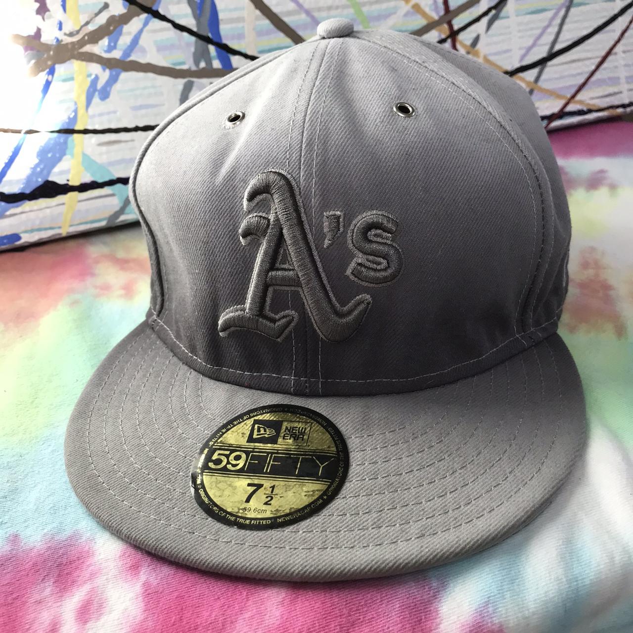 Grey Oakland As grey on grey cap billed cap - Depop