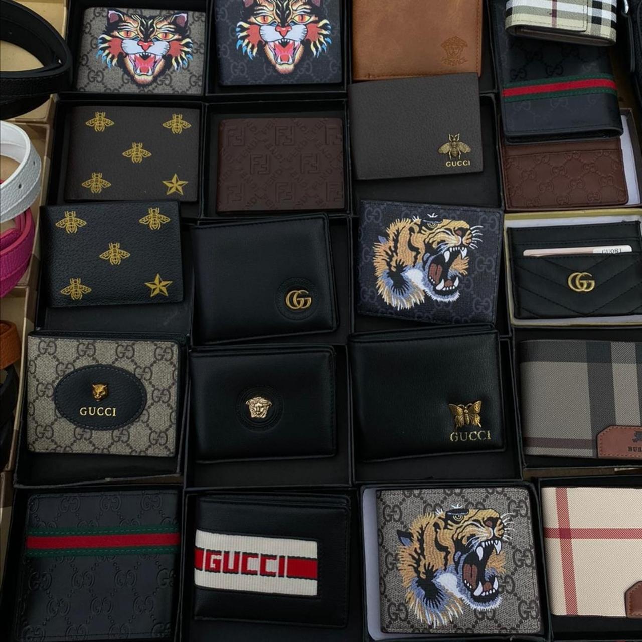 Gucci wallets - Depop