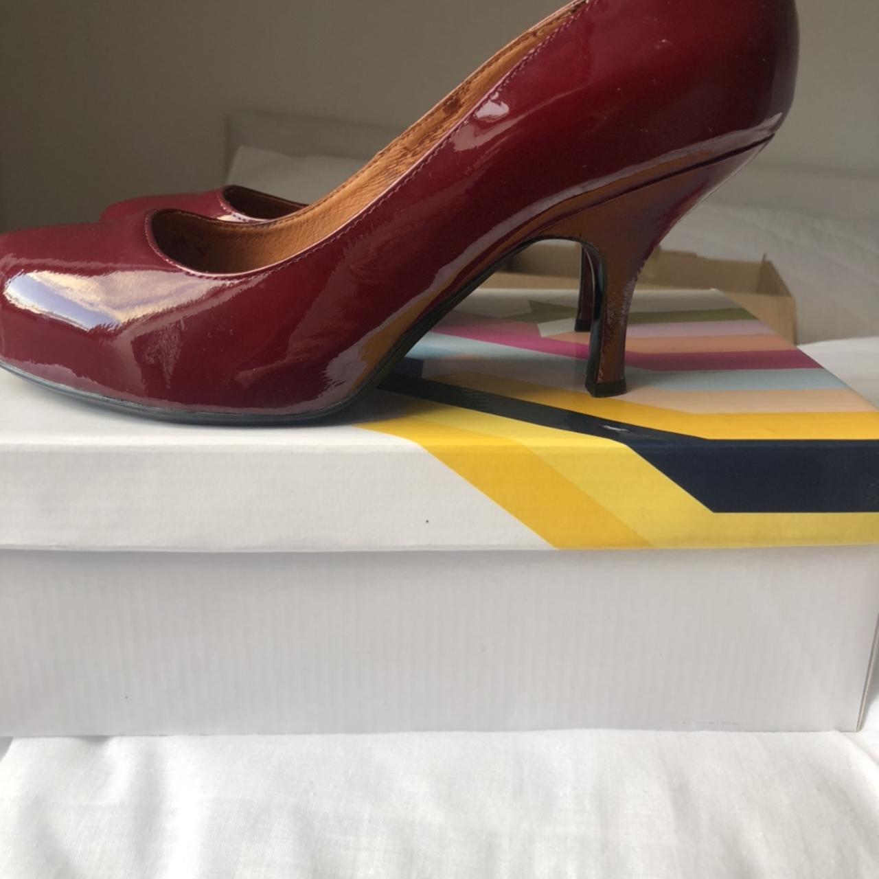 Office burgundy patent leather shoes. Mid heel... - Depop