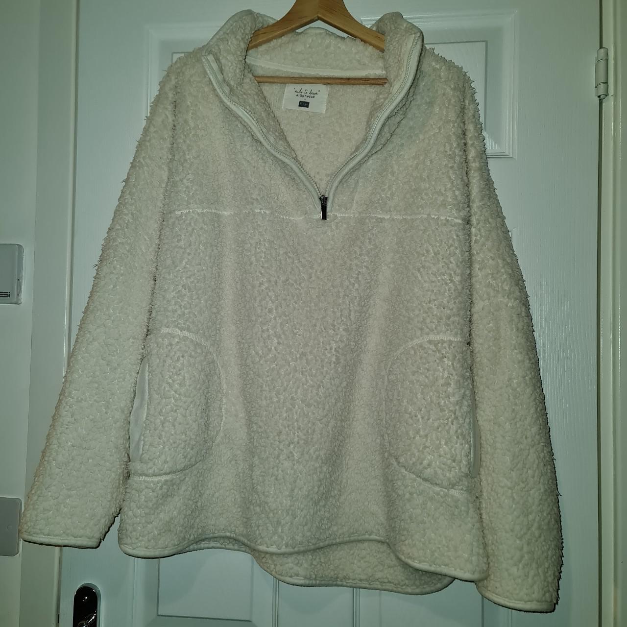 F&F Women's White and Cream Jumper | Depop