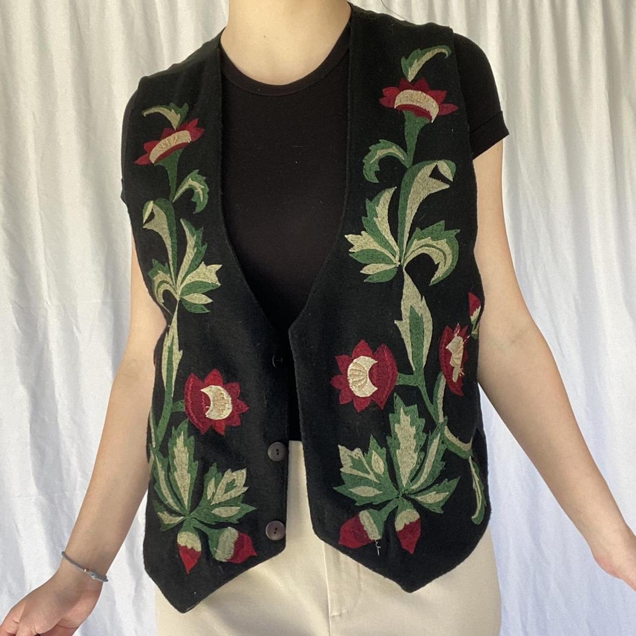 Insane vintage embroidered vest!! This has amazing... - Depop