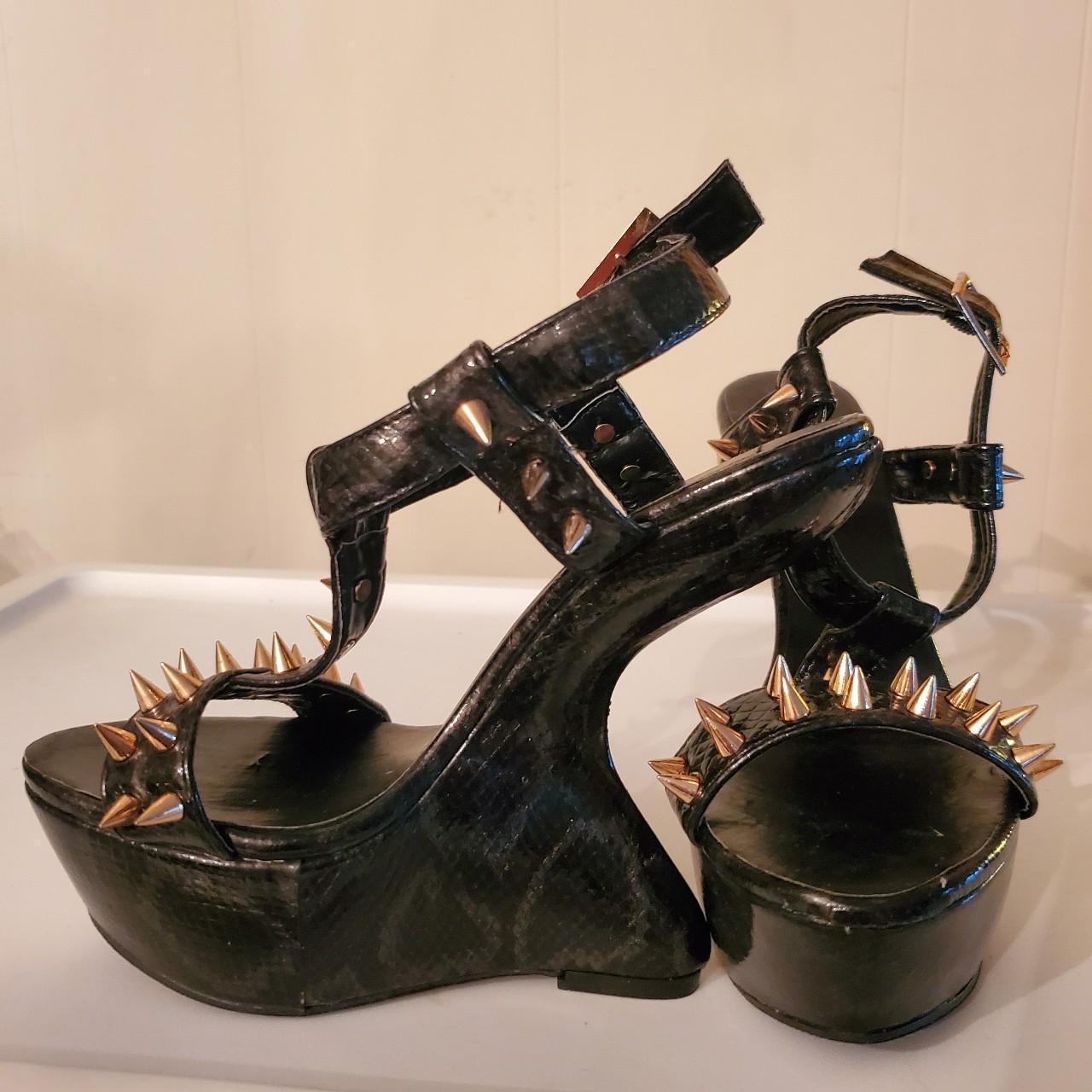 Gravity heels. Dark brown snake print with gold... - Depop