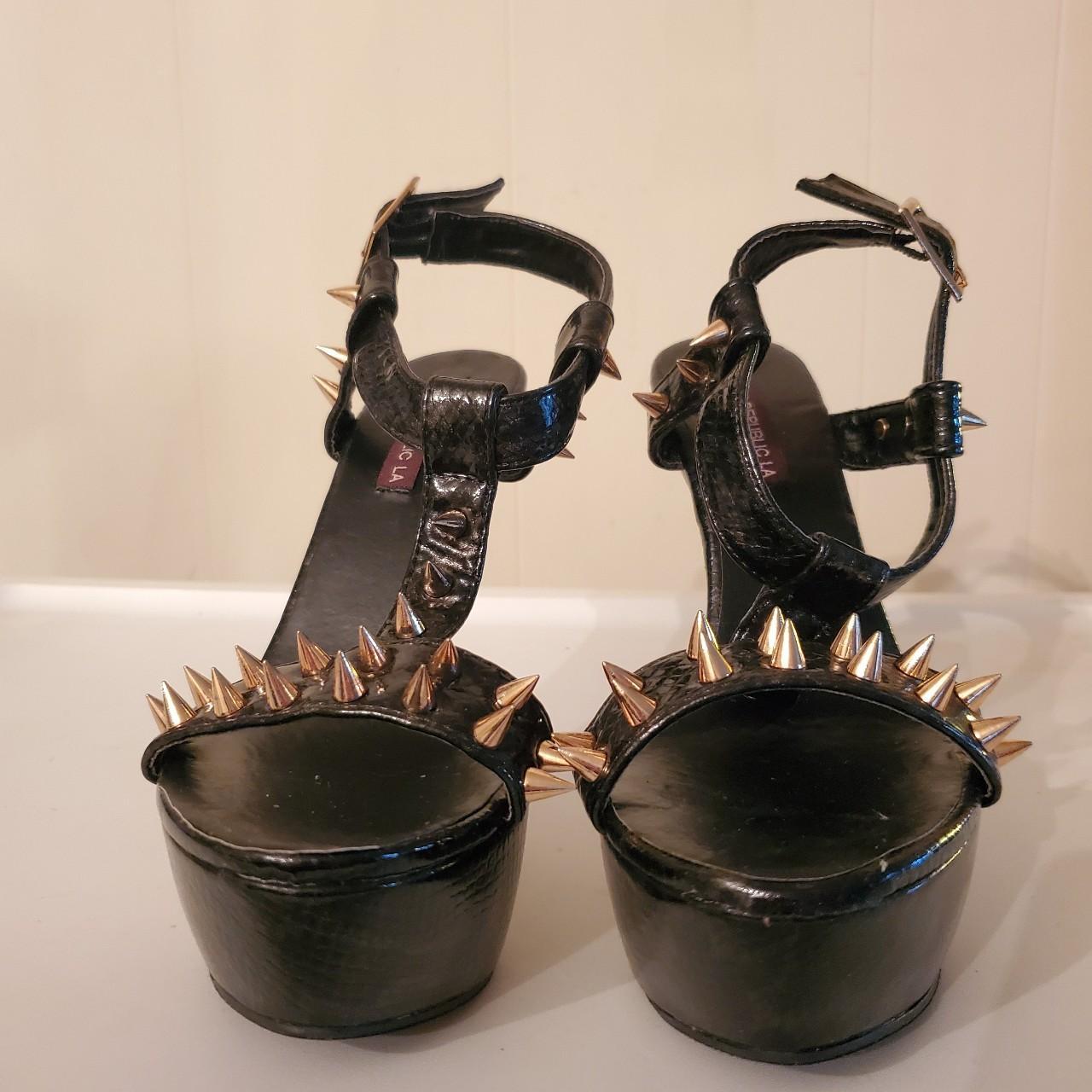 Gravity heels. Dark brown snake print with gold... - Depop