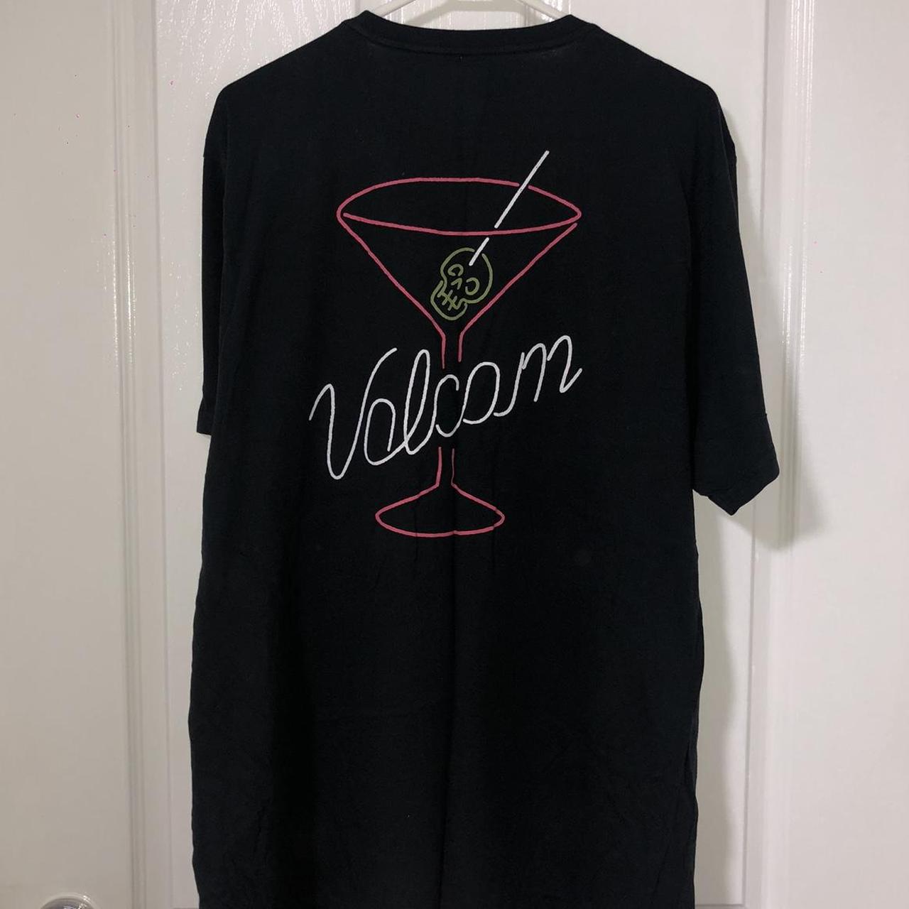 Volcom Tee - Depop