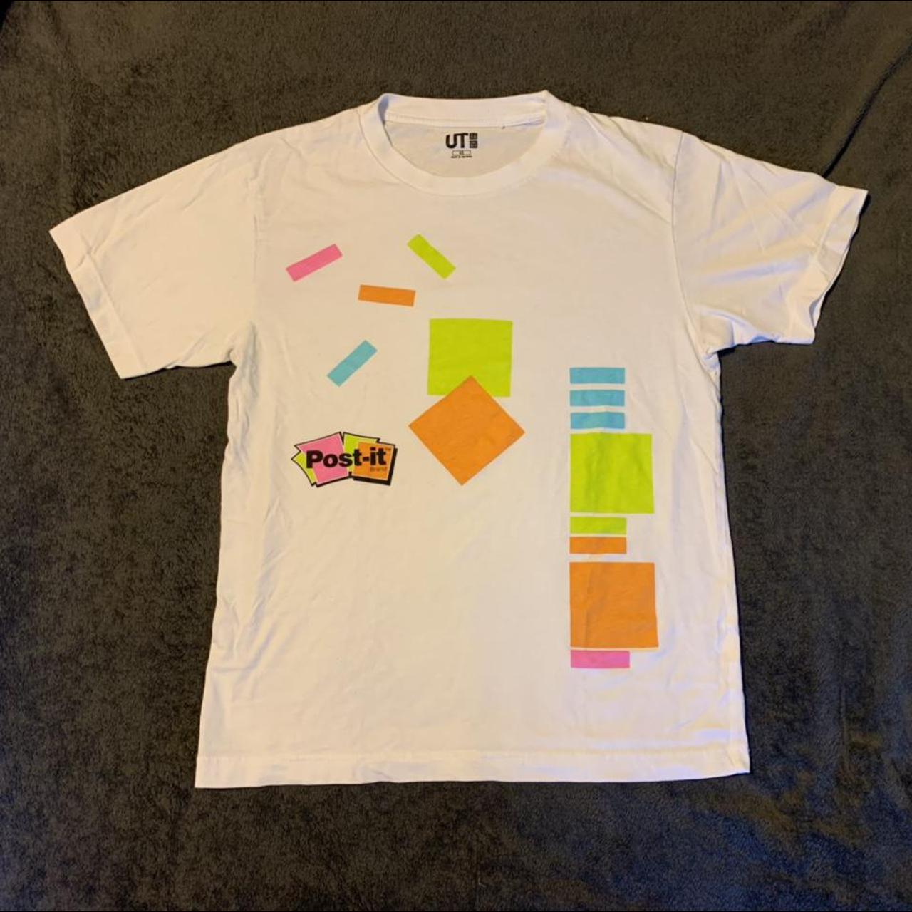 uniqlo post it notes graphic tee FREE SHIPPING... - Depop