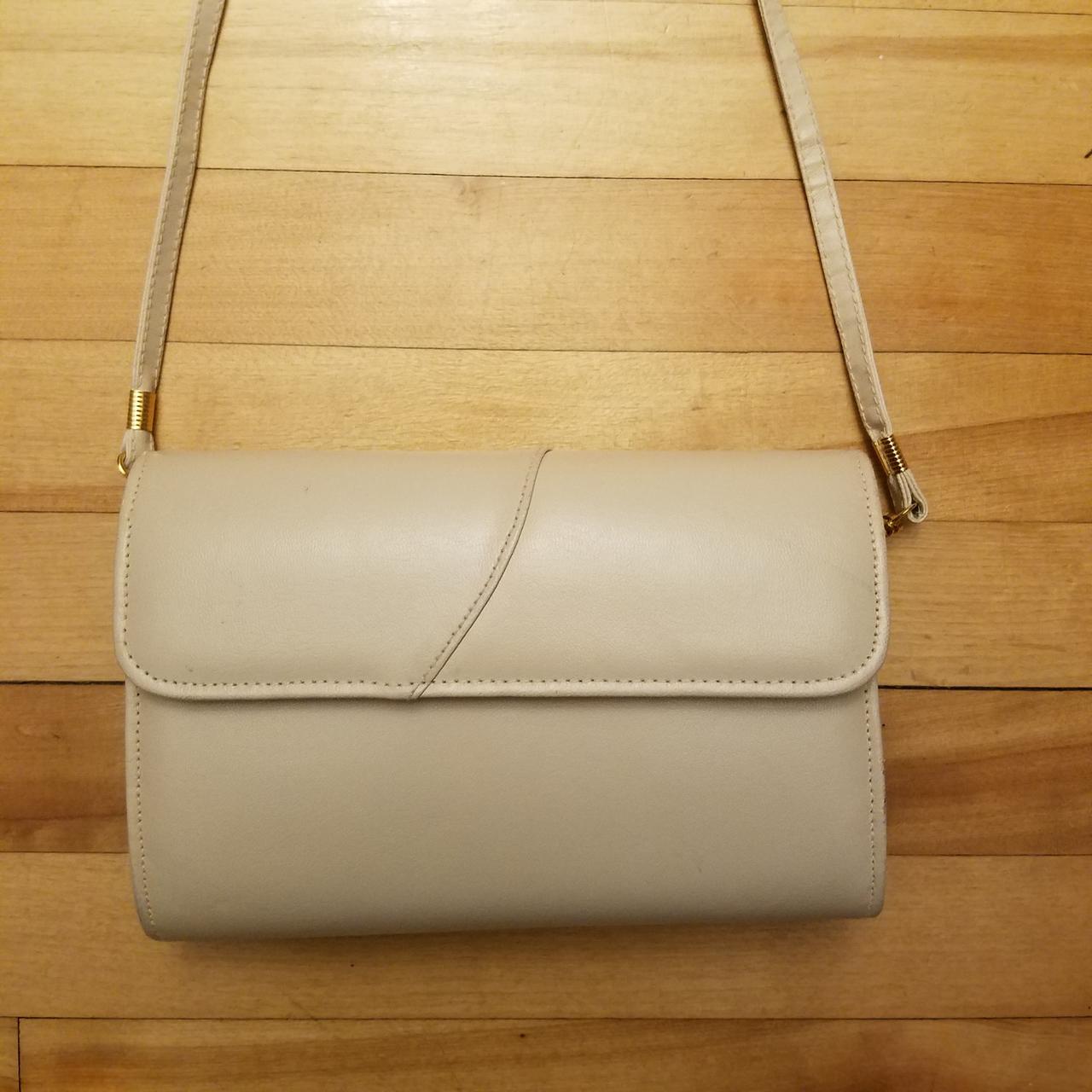 Vintage Cream Purse No name Dimensions: 6" x... - Depop