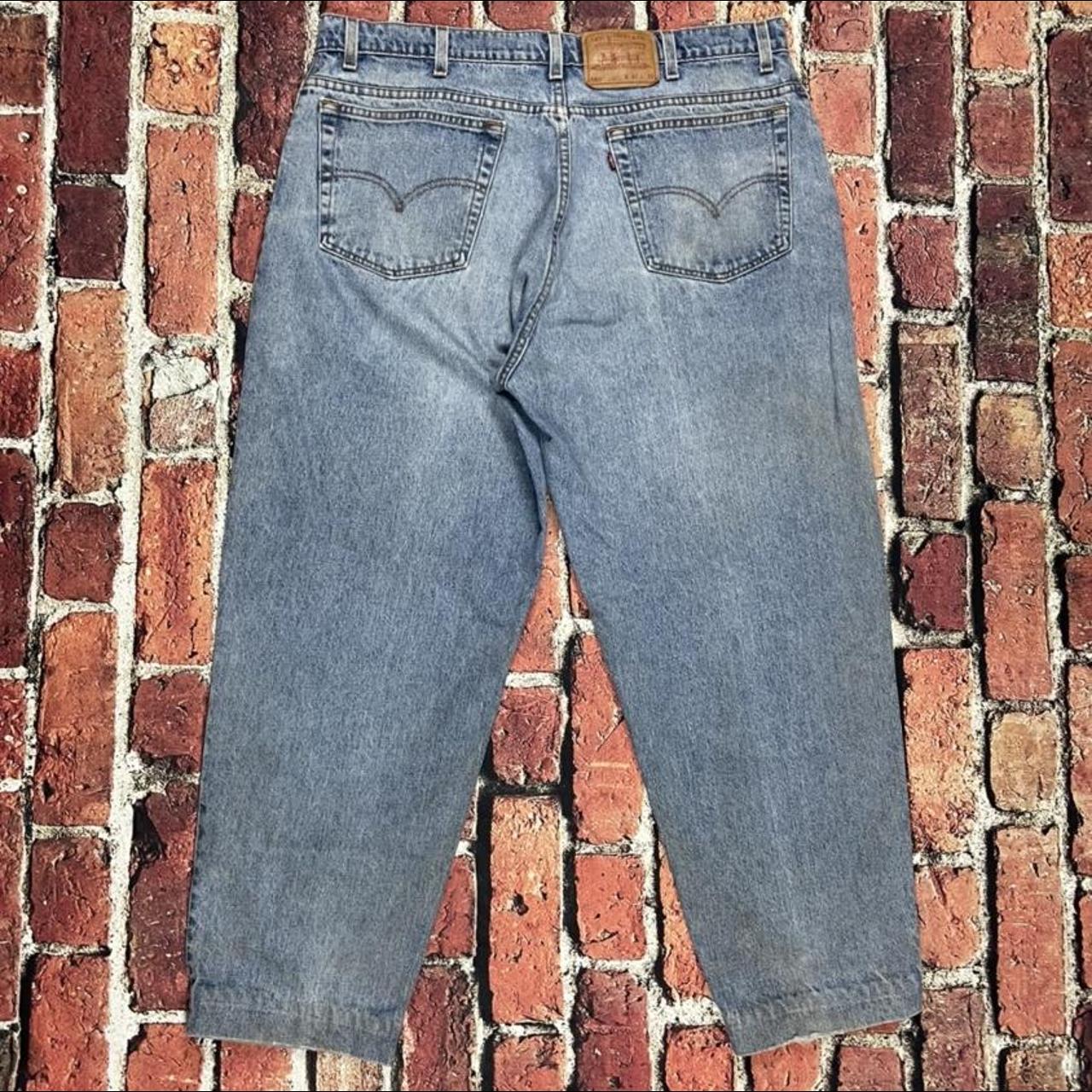 Vintage Levi’s 560 Loose Fit Jeans Distressed 1997... - Depop