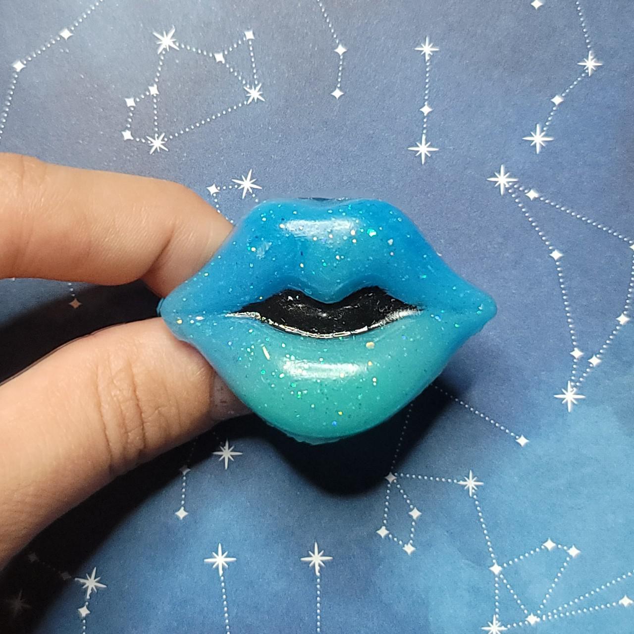 Bratz Passion for fashion lips cute y2k 2000s cute... - Depop