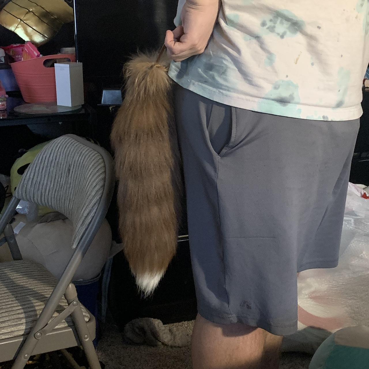 Cinnamon Fox Tail for sale! It’s about 17” in... - Depop