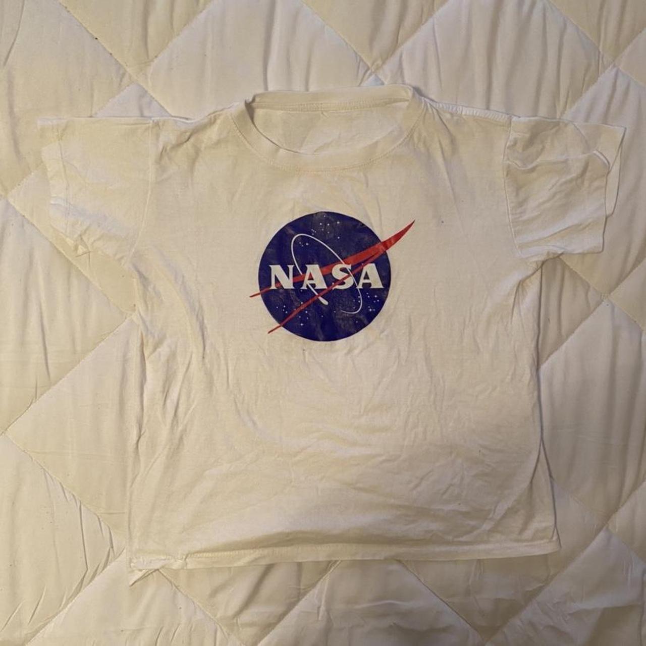 NASA Women's White and Blue T-shirt | Depop