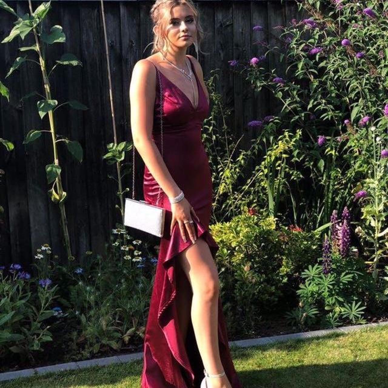 Red silky figure hugging prom dress Such a... - Depop