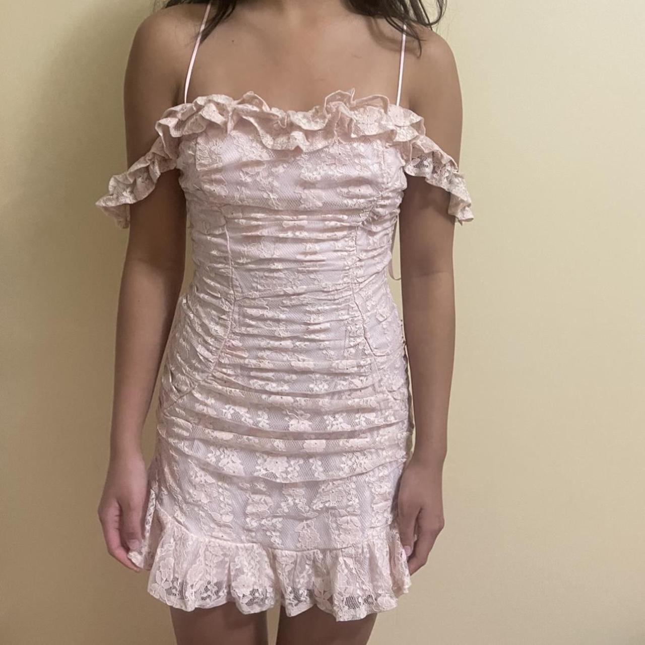 Pink lace bodycon dress ! Original price 70$ - Depop