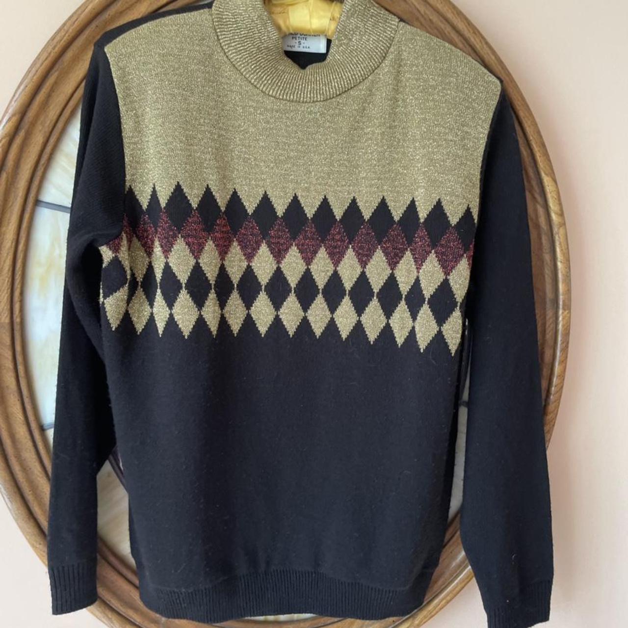 Women's Black and Gold Jumper | Depop