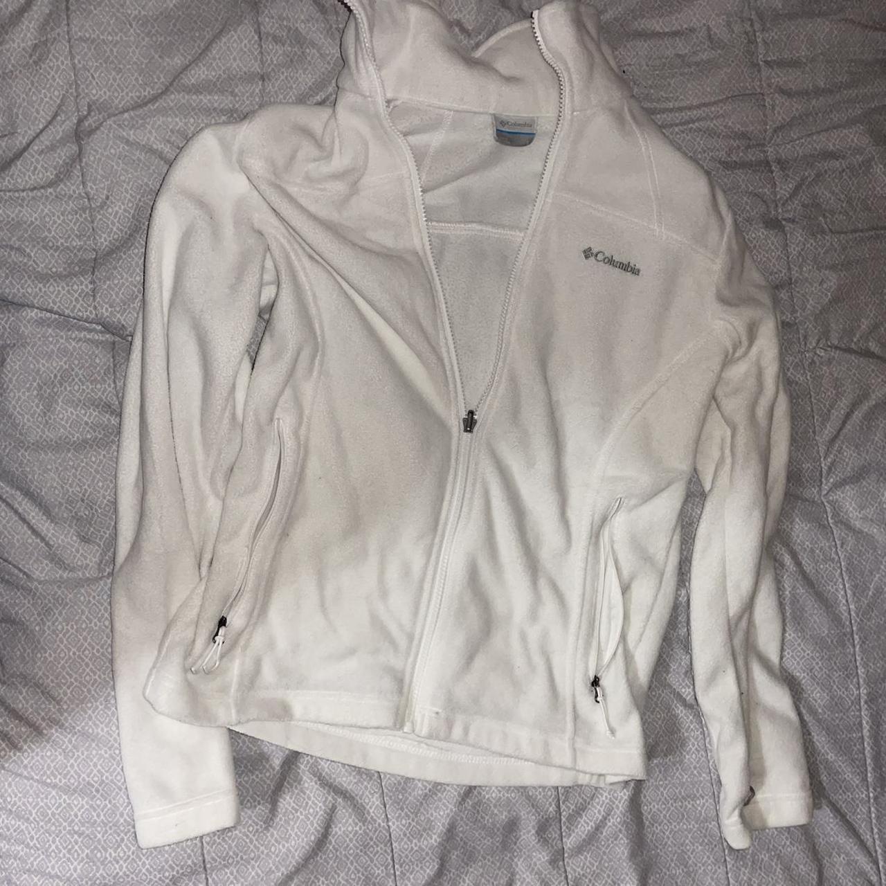MESSAGE BEFORE BUYING Colombia zip up slight pilling - Depop
