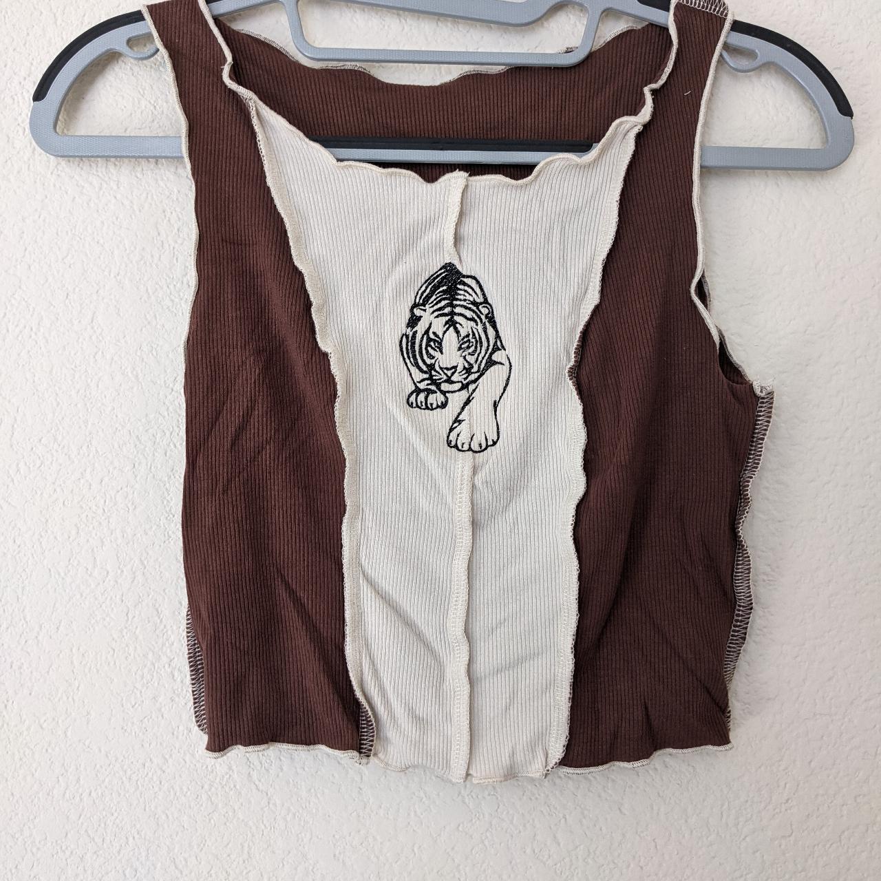 Embroidered White Tiger Animal Outline Beige Brown... - Depop