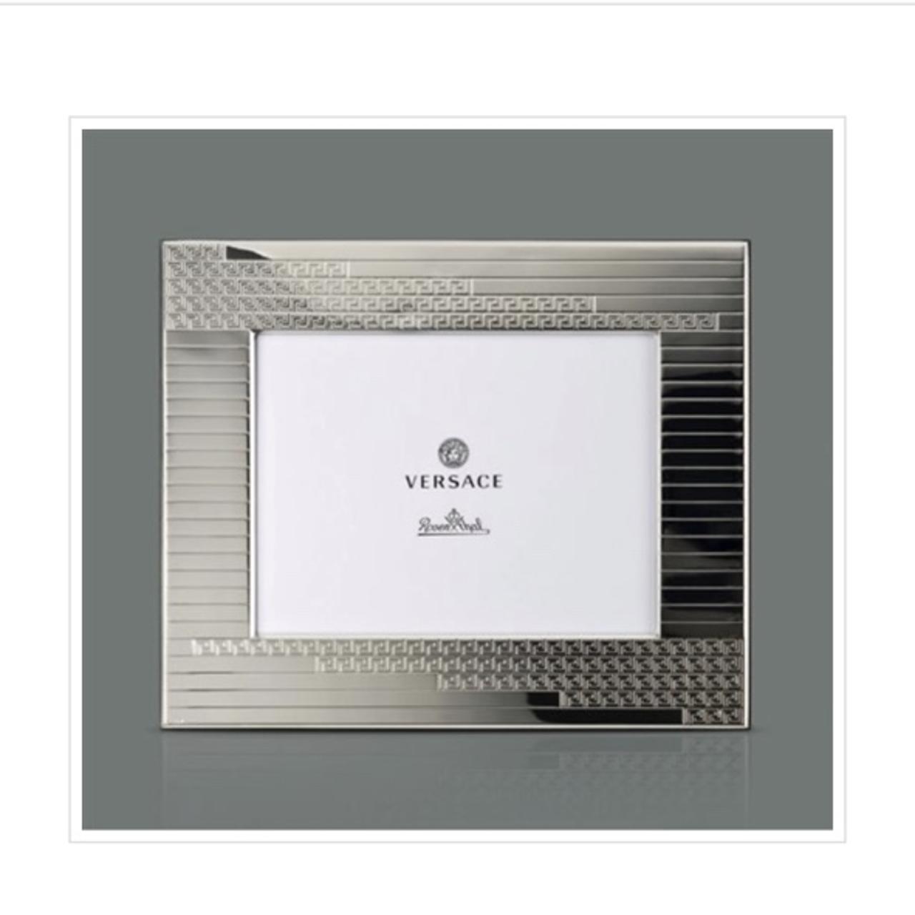 Cornice in argento 925 Collezione: Versace Frames by... - Depop