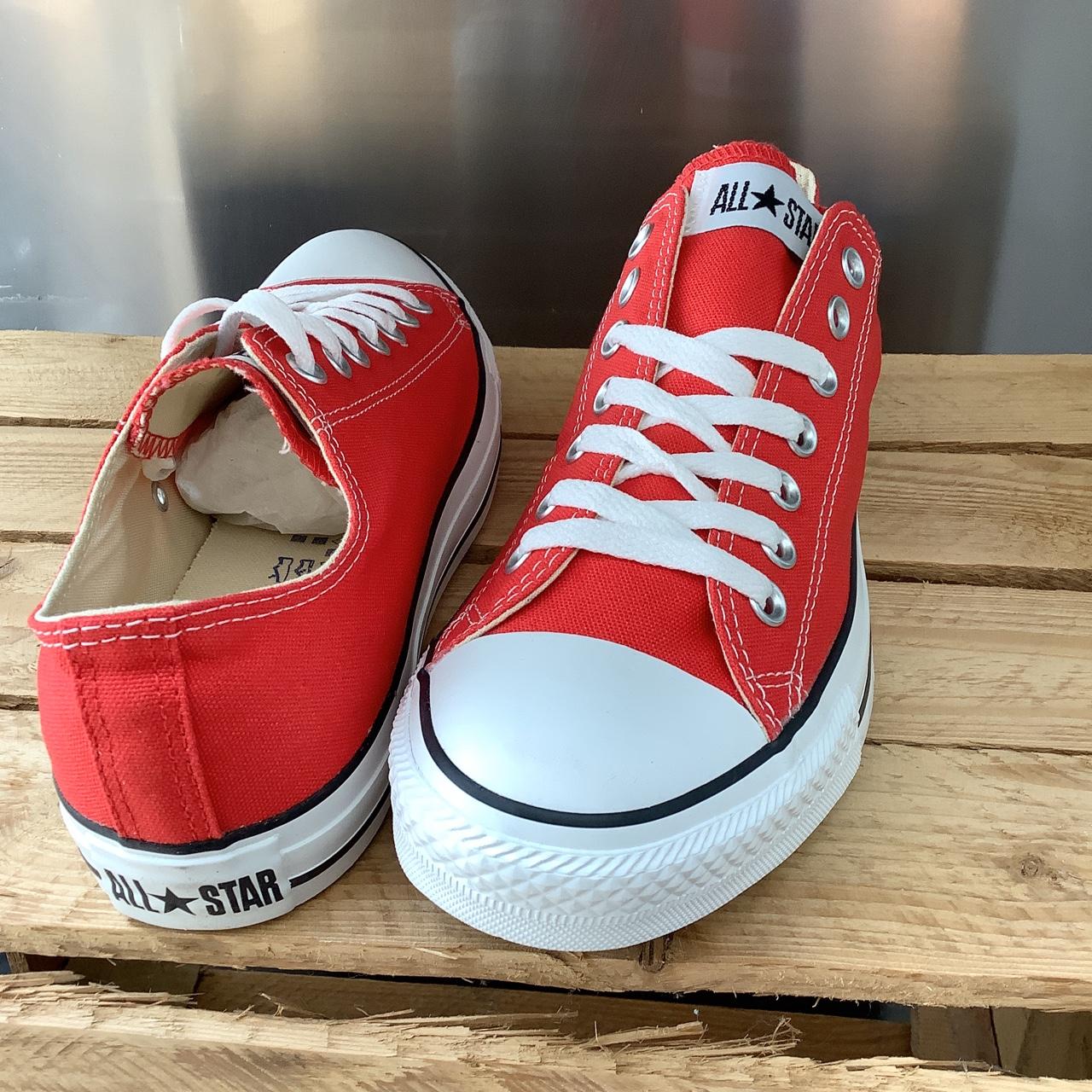 Converse Men's White and Red Trainers | Depop