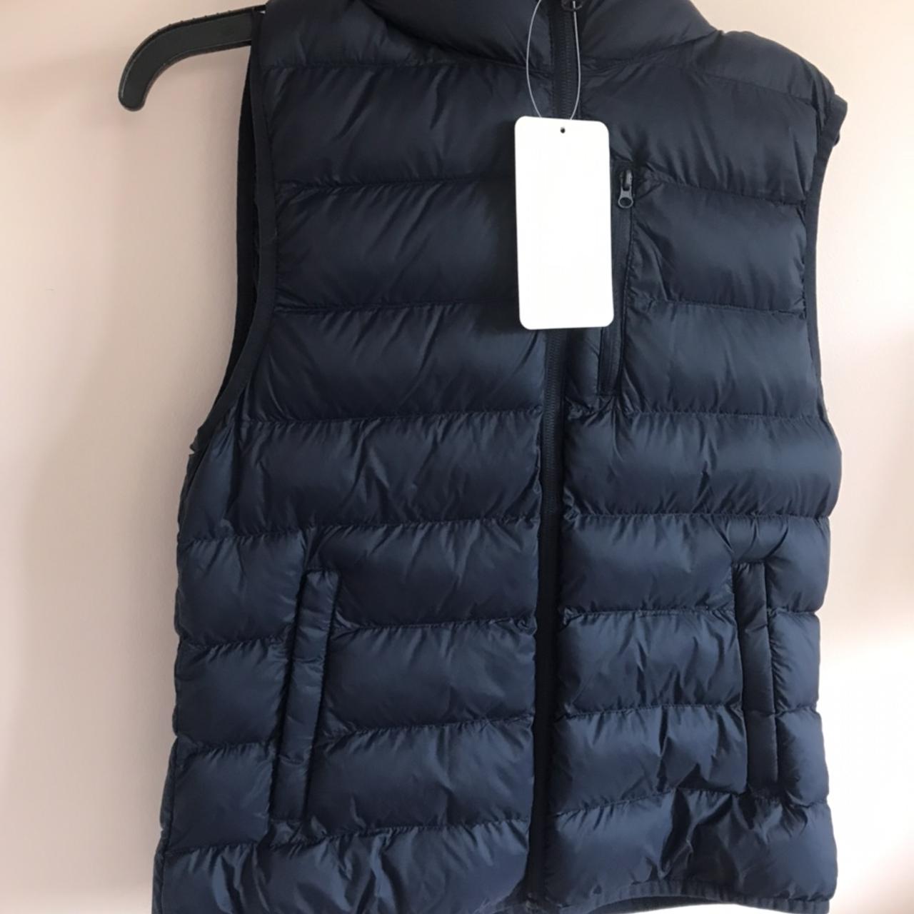 nwt navy puffer vest!! super cute fabletics puffy... - Depop