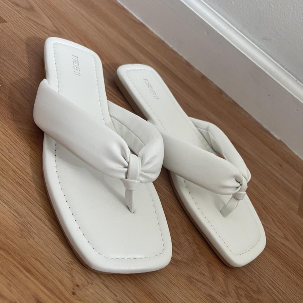 Forever 21 Women's White Sandals | Depop