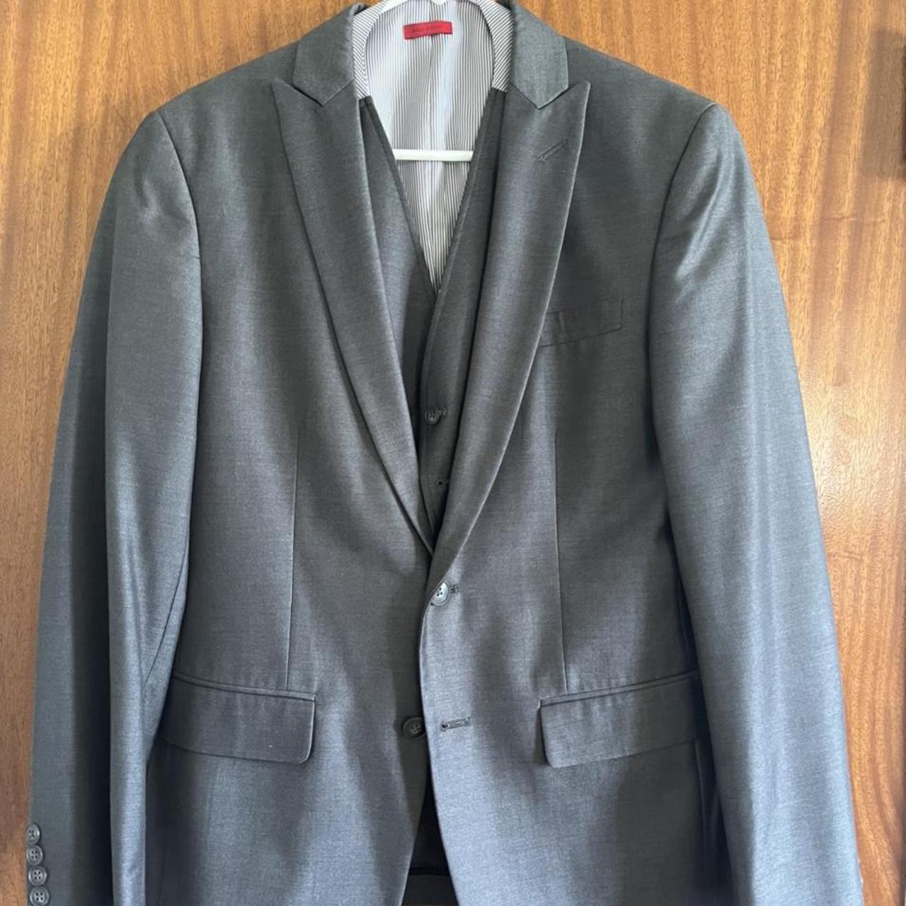 Grey John Varvatos 3pc suit size 38R pants 30x30 - Depop
