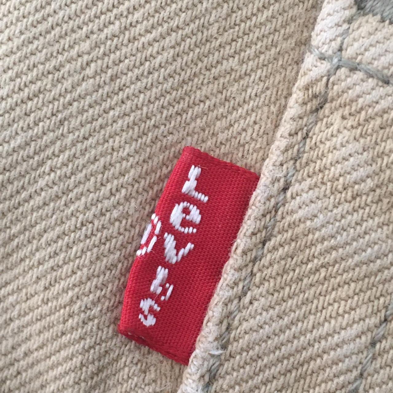 Tan men Levi’s pance logo ripped 4 buttons FREE... - Depop