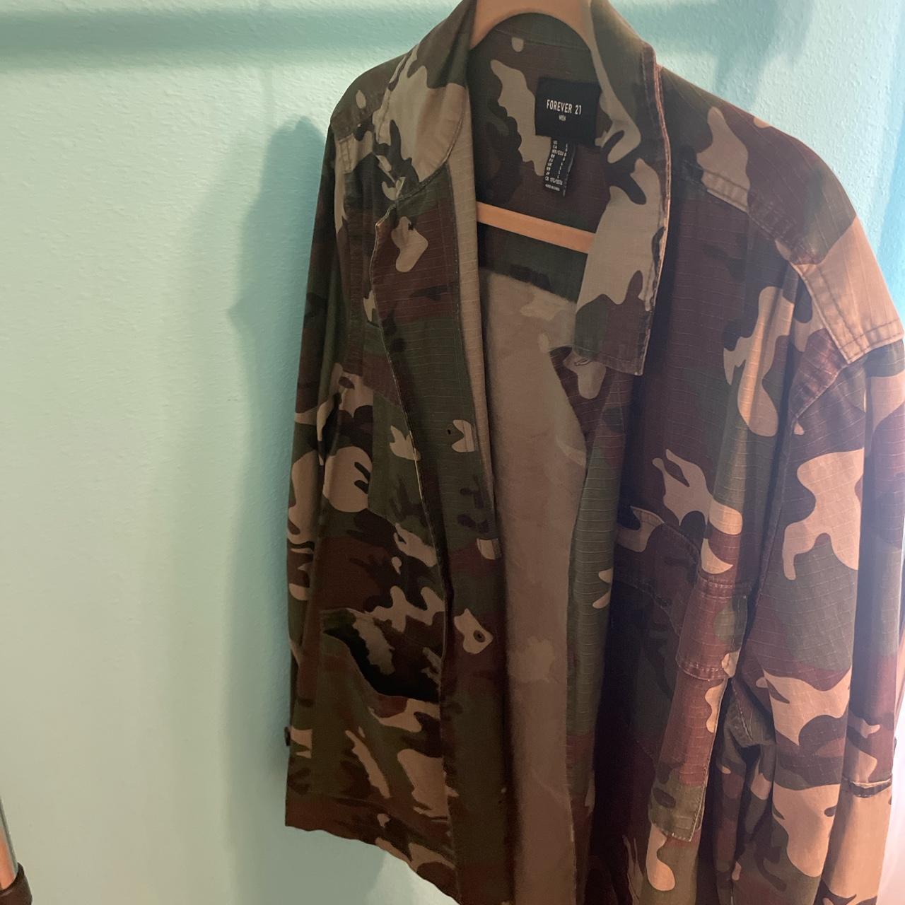 Forever 21 camouflage jacket Size large mens - Depop