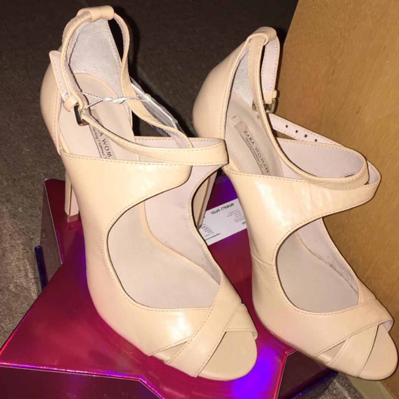 Zara Women's Cream Courts | Depop