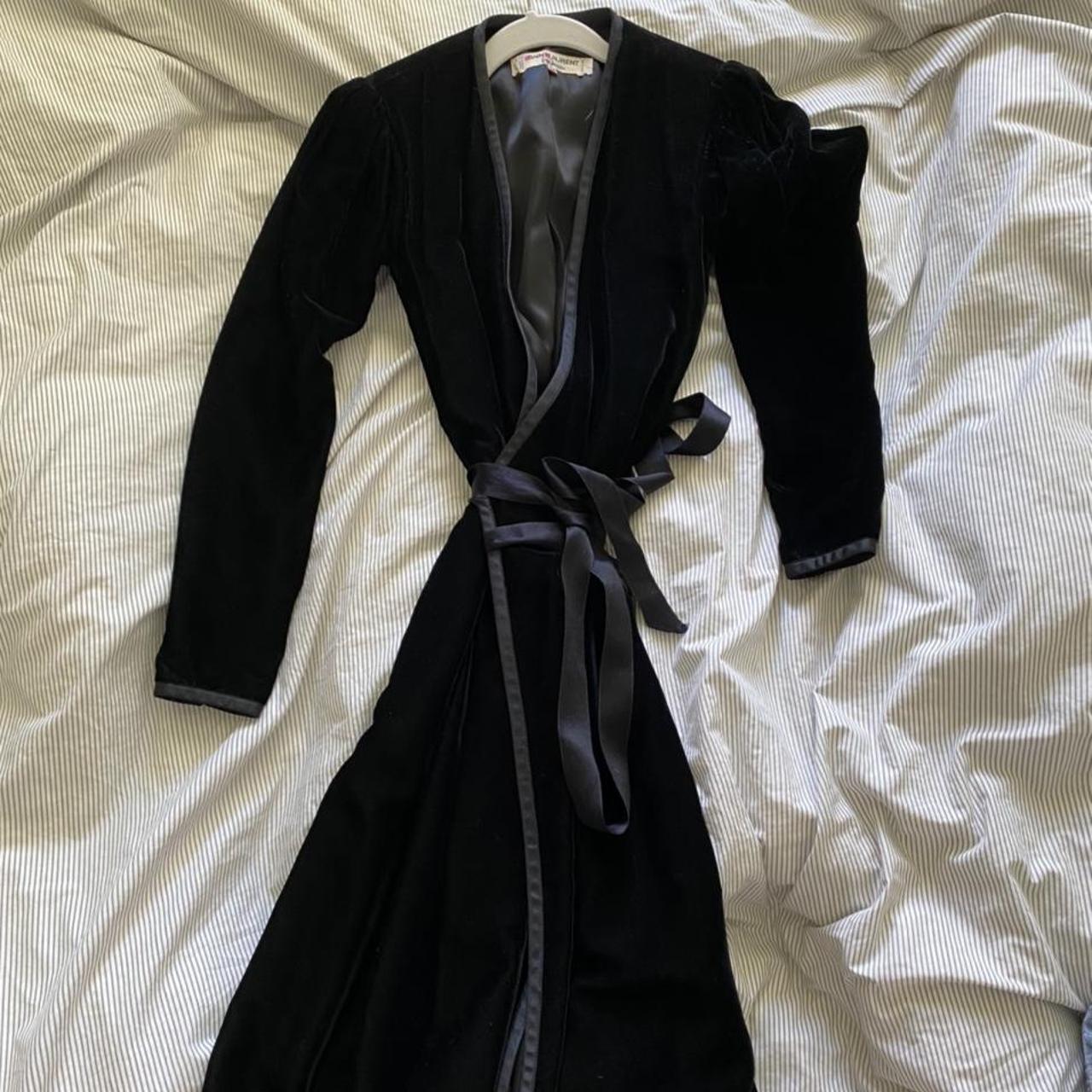 Yves Saint Laurent Women's Black Robe | Depop
