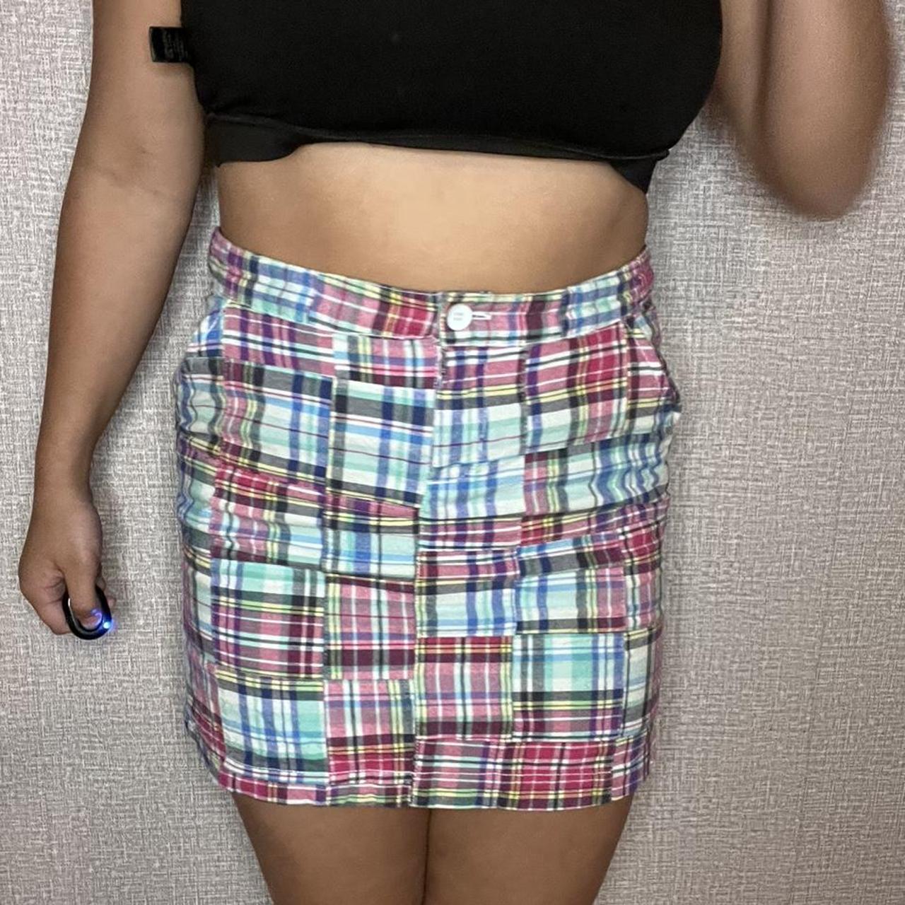 Super cute 2k skirt perfect for a day at Malibu... - Depop