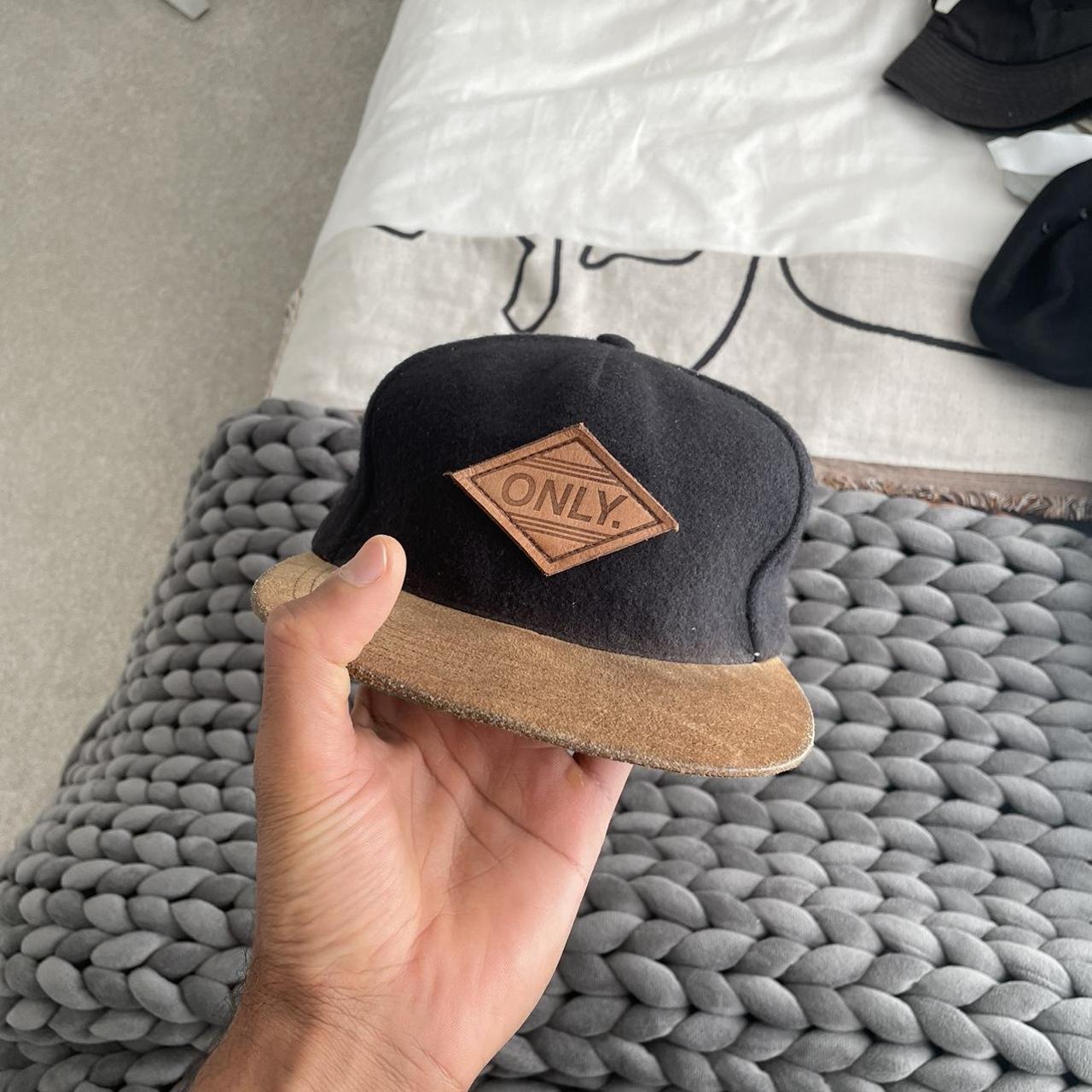 ONLY HAT … 8/10 Lots of wear left Suede peak Woolrich! - Depop