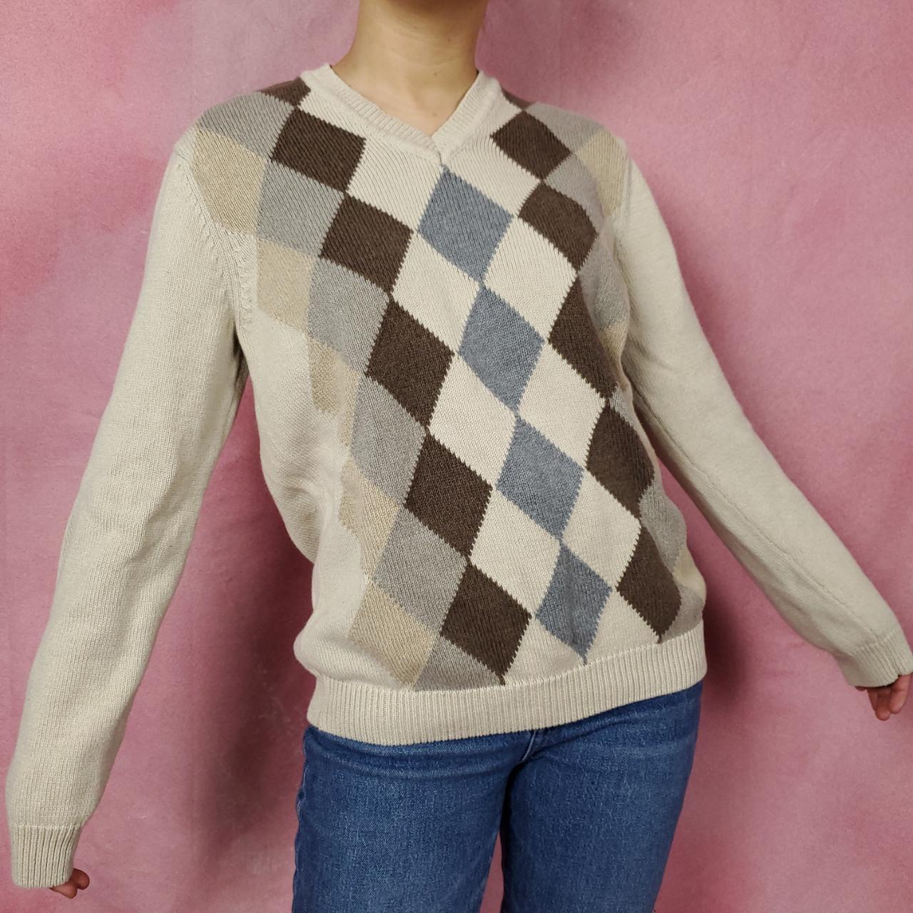 Beige and brown argyle sweater 🌿 a classic sweater... - Depop