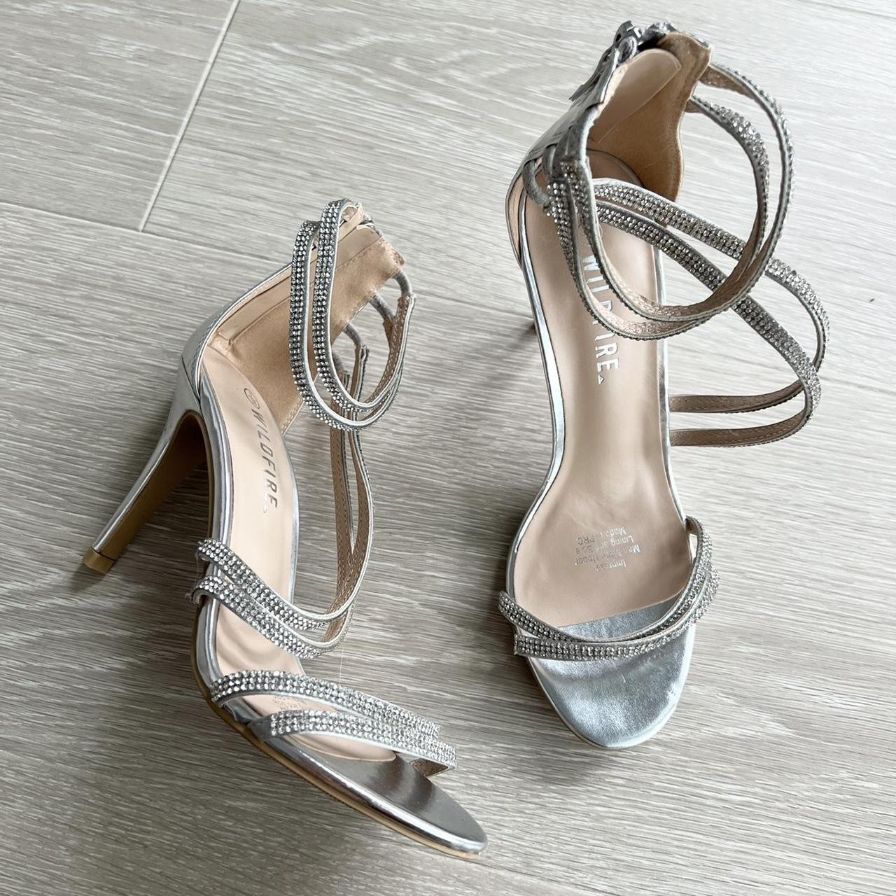 WILDFIRE heels Only tried on once Size 7/ 38 - Depop