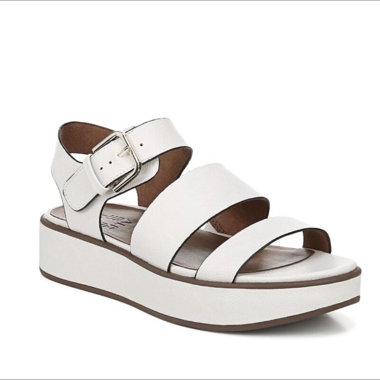 Naturalizer Women's Sandals | Depop