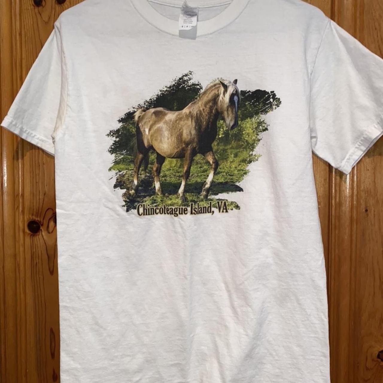 Chincoteague Virginia souvenir shirt with a cute... - Depop