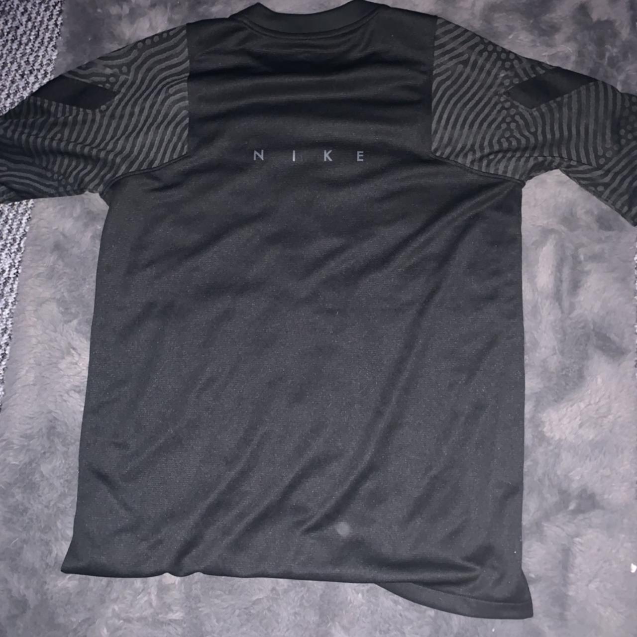 Nike t shirt - Depop