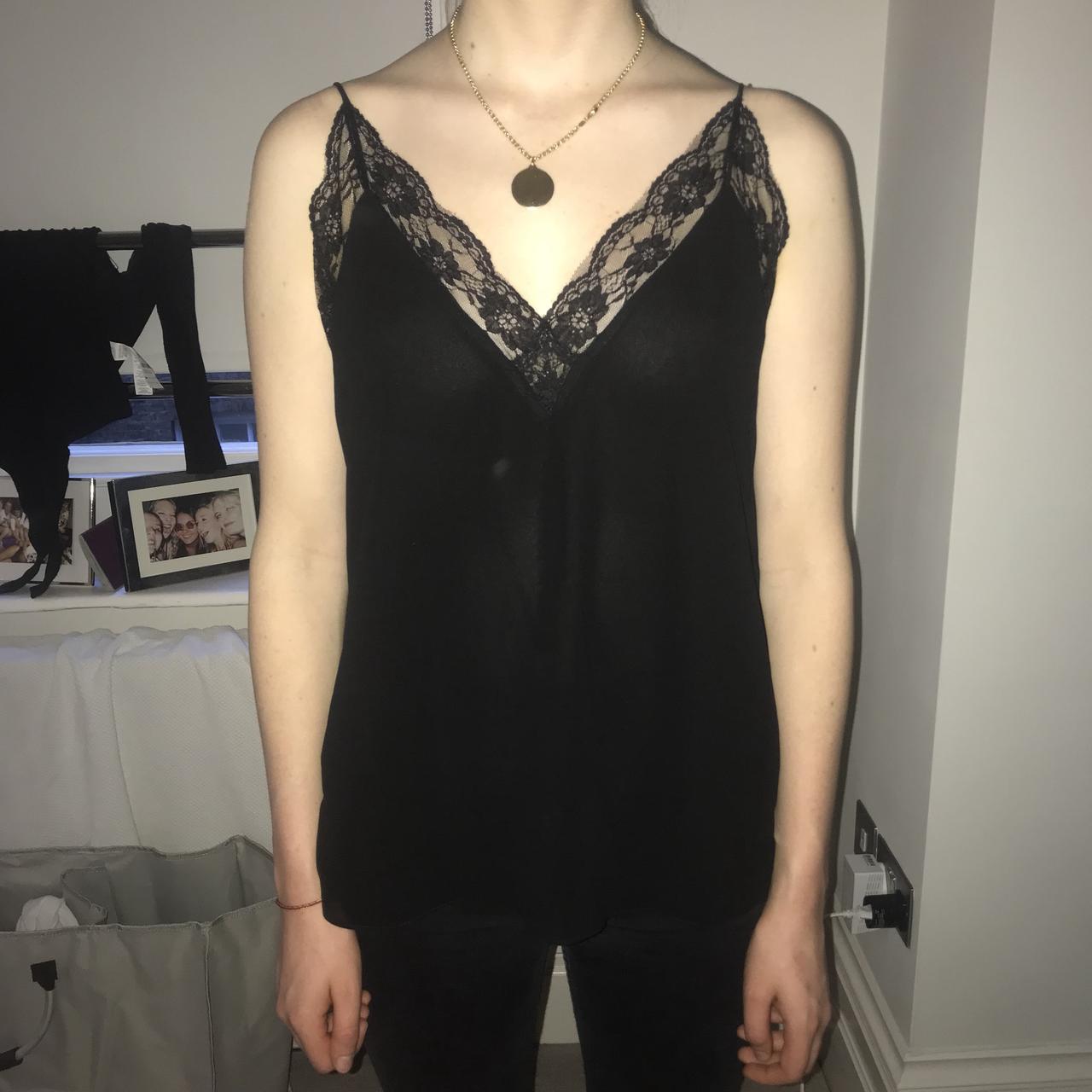 Super Cute Zara Top Hardly Ever Worn And New Depop
